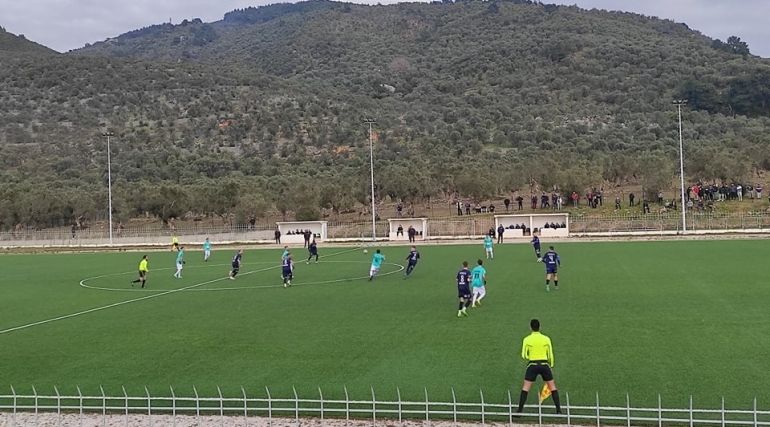 Ψάχνουν βαθμούς για την σωτηρία τους - Lesvospen