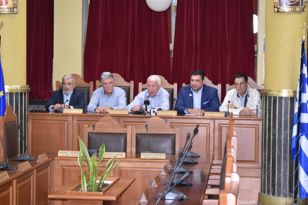 Συνέντευξη ανάθεσης μελέτης για κρουαζιέρα από την Περιφέρεια Βορείου ...