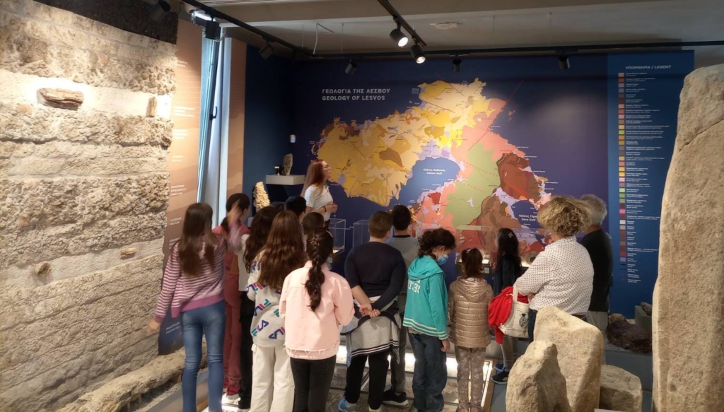 Ξεκίνησαν τα εκπαιδευτικά προγράμματα του Μουσείου Φυσικής Ιστορίας ...
