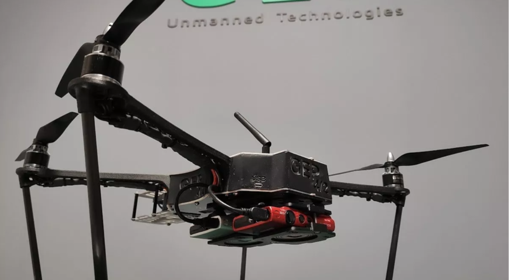 Με τρακτέρ και drone στα χωράφια: Η ελληνική start-up που βελτιώνει την ...