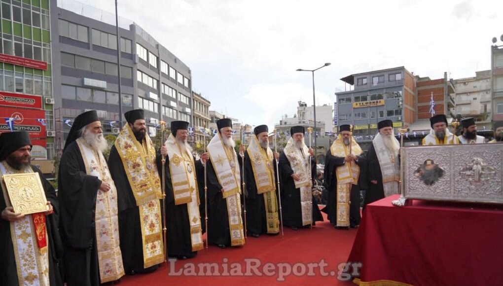 O Σεβασμιότατος Λήμνου και Αγίου Ευστρατίου Ιερόθεος στην υποδοχή του ...