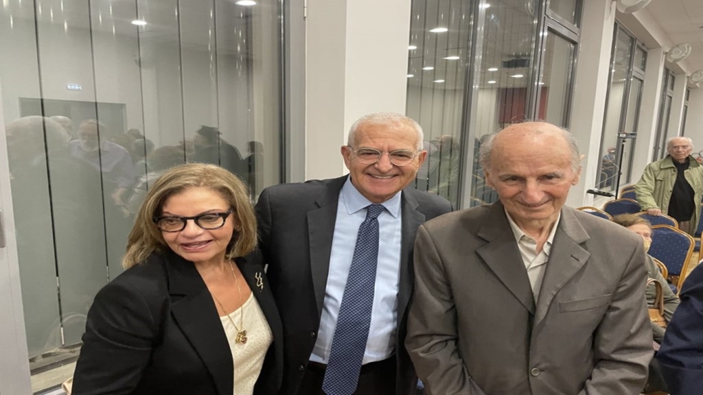 Πλήθος κόσμου σε τιμητική εκδήλωση για τον καθηγητή Ν.Δ ...