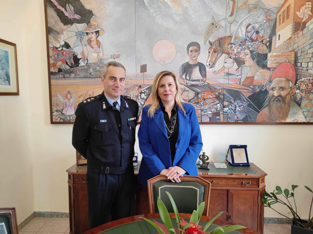 Συνάντηση Δημάρχου Λήμνου με τον νέο Διοικητή της Π.Υ. Μύρινας - Lesvospen