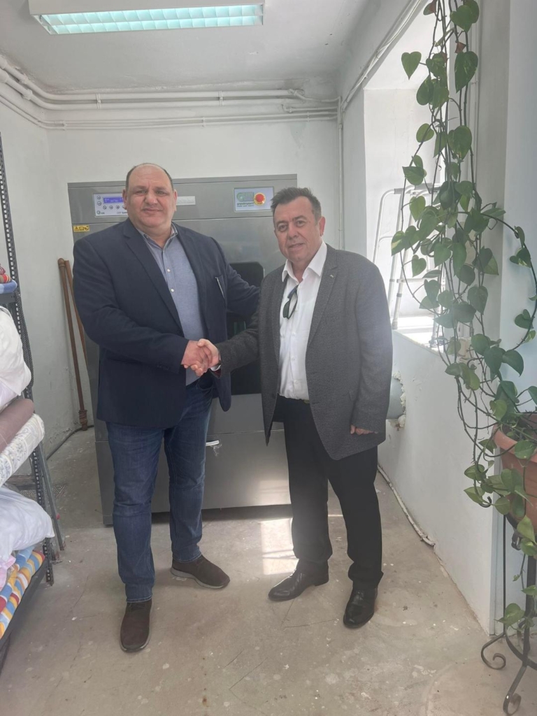 Ένα στεγνωτήριο 41 κιλών δωρεά από τον ΔΕΔΔΗΕ στο Κέντρο Κοινωνικής ...
