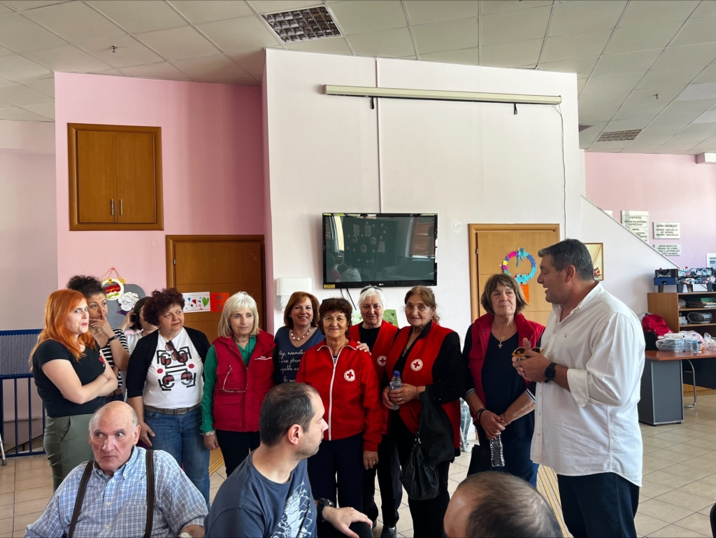 Επίσκεψη του Περιφερειακού Τμήματος Μυτιλήνης του Ελληνικού Ερυθρού ...