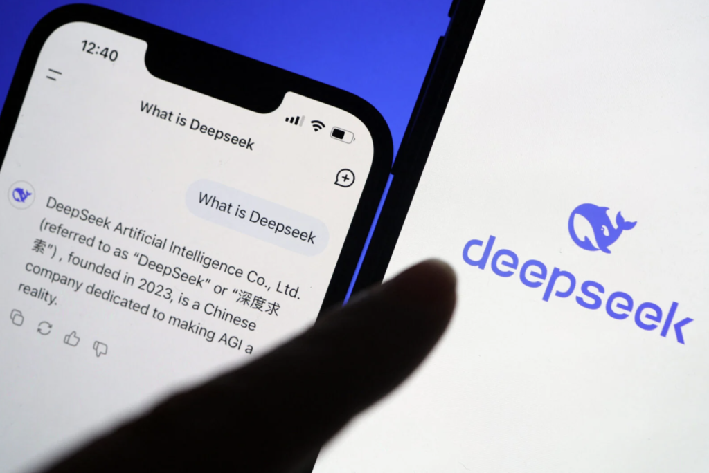 DeepSeek: Τι είναι και πώς λειτουργεί – Ποια η διαφορά από το ChatGPT ...
